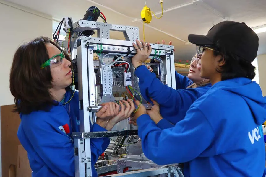 VOLTEC: equipo de robótica que compite en FIRST y realiza labor social ...