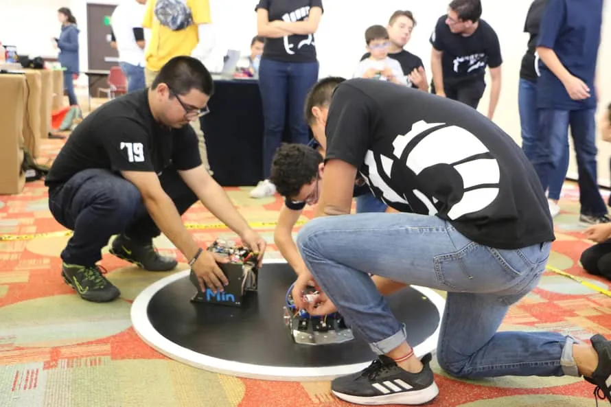 Drones y robots invadieron el Tec Guadalajara | Tecnológico de Monterrey